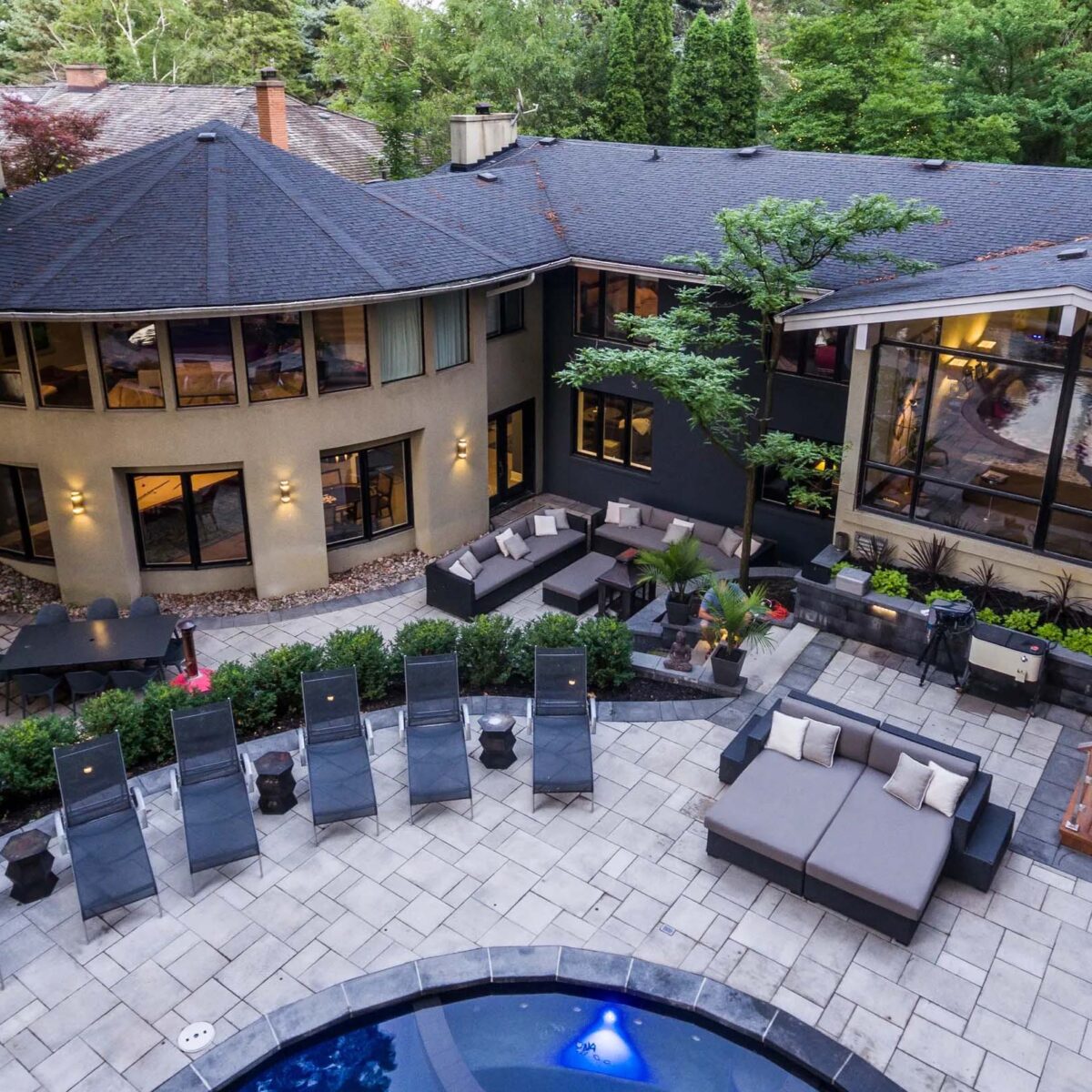 Swimming Pool for 80’s Modern Villa | Luxury Pools