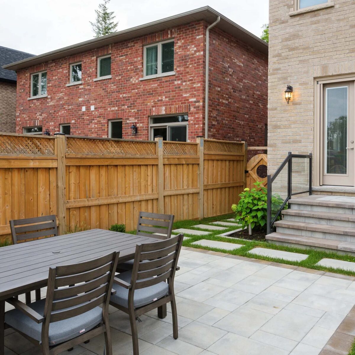 Small Swimming Pool & Pathway Design for Backyard - Land-con