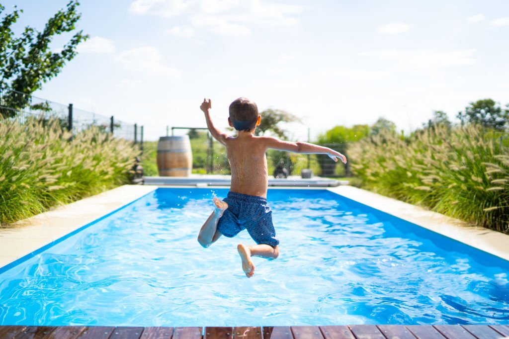 Kids Safety: 12 Things to Avoid in Your Backyard Swimming Pool